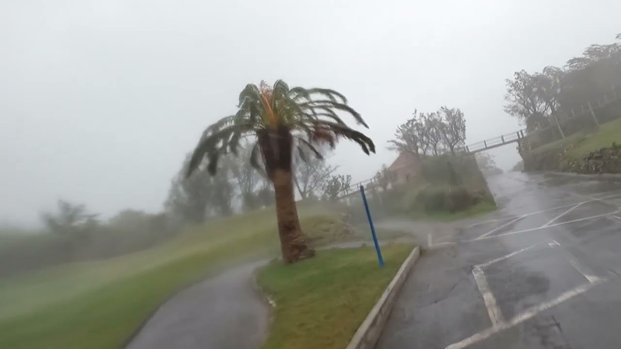 Hurricane Fiona Impacts Bermuda, September 2022 - Bernews.TV