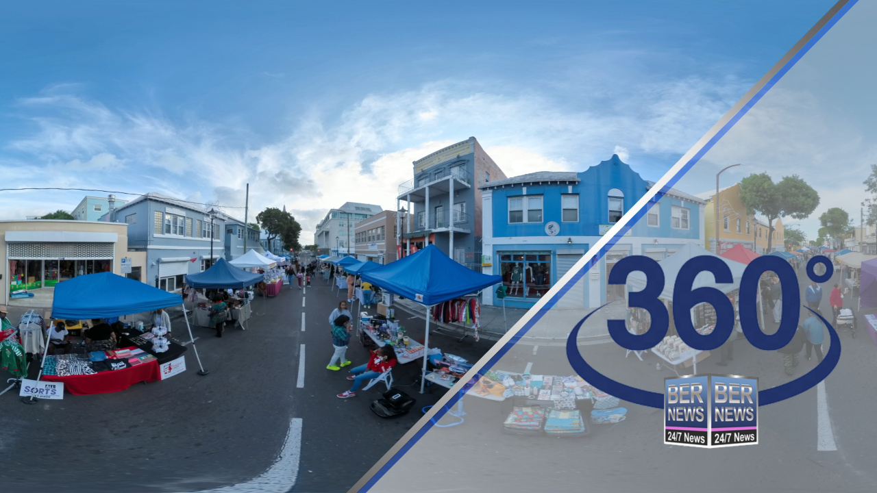 360 Tour: Court Street Christmas Market, Dec 4 2022 - Bernews.TV