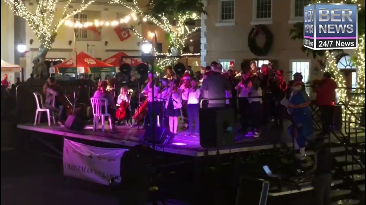 BNT Christmas Walkabout, Dec 2 2022 - Bernews.TV