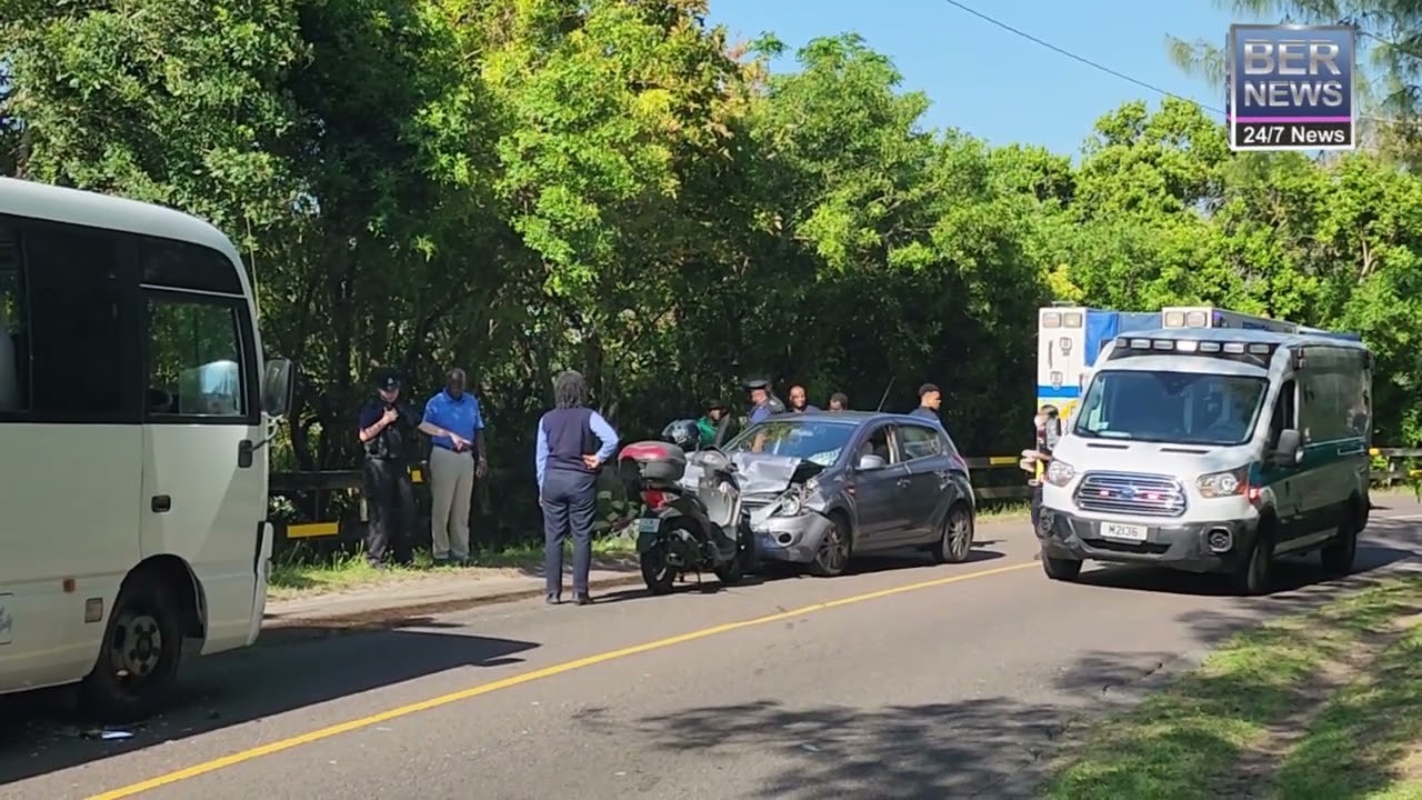 Two Vehicle Collision In Warwick, April 30 2024 - Bernews.TV